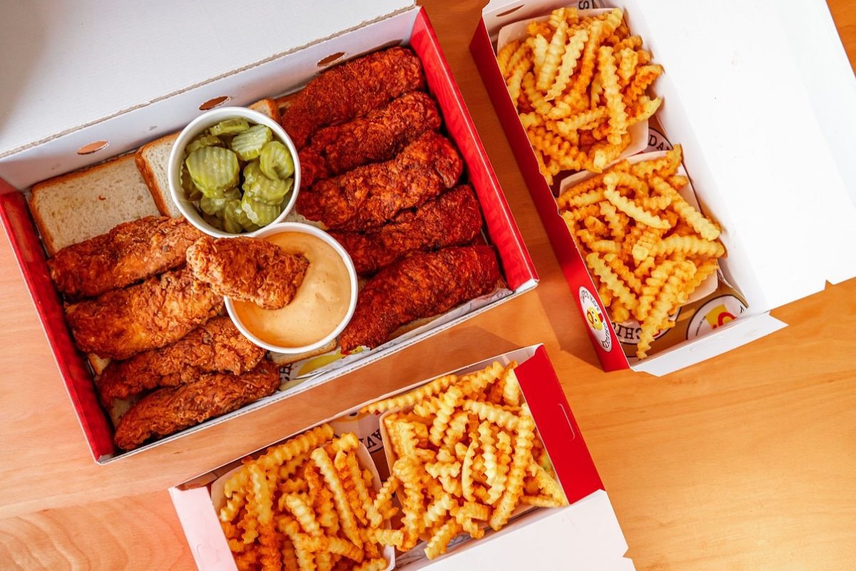Dave’s Hot Chicken Unveils Outdoor Dining in Riyadh and Relaunches Hot ...
