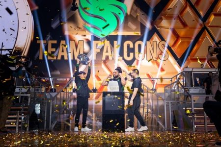 On Top Of The World : Saudi Arabia's Team Falcons Crowned Call Of Duty ...
